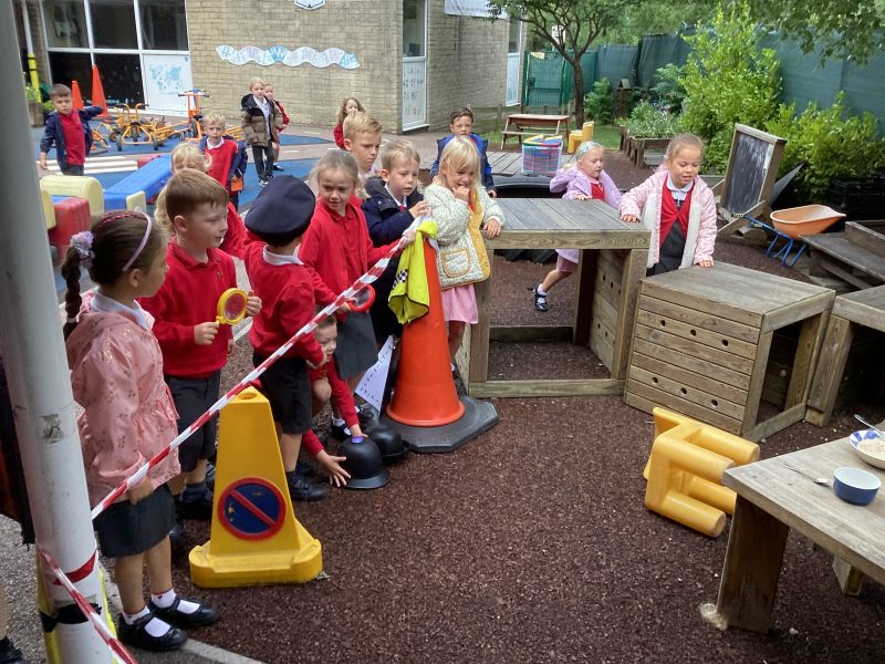 THE SHINING STARS HAVE ENJOYED BEING IN ROLE AS POLICE OFFICERS ...